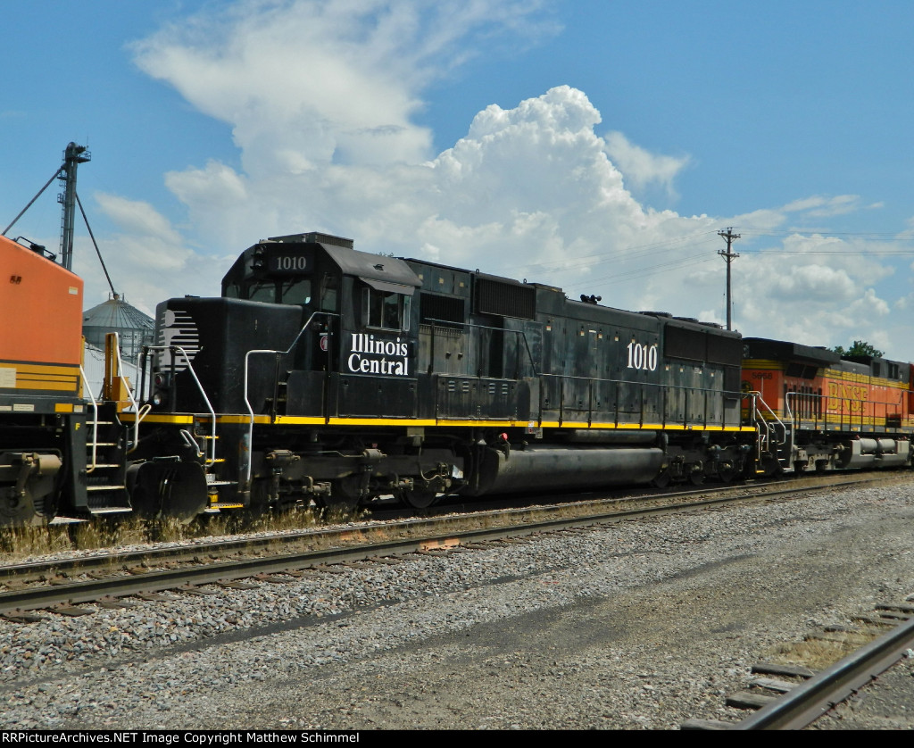 Illinois Central SD70 #1010